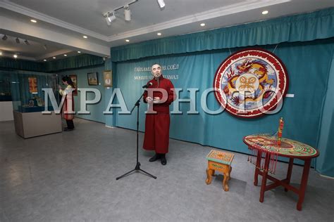 “Гайхамшигт өв соёл Монгол уран хатгамал” үзэсгэлэн зохион