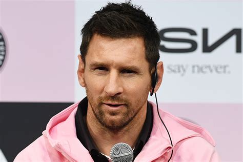 メッシ出場試合で観客が大移動、ネット賛否「空いてるならいいじゃん」「指定席だよね？」 Encount