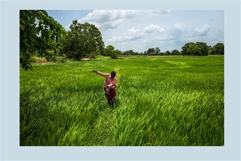 Victor M Perez Everyday Carry Leica Q2 Leica Camera Ag