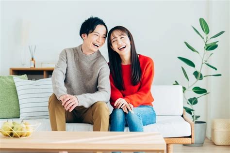 男女共通【モテる人の条件】ランキング！笑顔が魅力的、自信を持って いる、1位は ？ Ray レイ