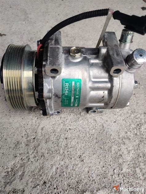 Manitou 52500571 Air Conditioning Compressor Loader Cooling System Id 6557 All Machinery