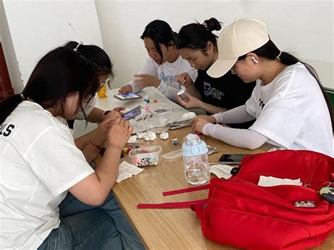 同心圆”育人工程】旅游外语学院第四届“心灵使者心理素质提升项目”之“与心灵相约，携快乐同行” 郑州旅游职业学院 旅游外语学院