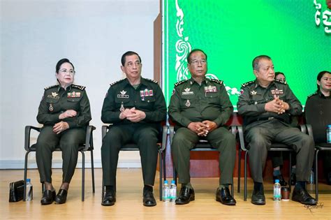 ឯកឧត្តមឧបនាយករដ្ឋមន្ត្រី ទៀ សីហា ណែនាំឱ្យយកចិត្តទុកដាក់ដល់យោធិននារី ផ្តល់ឱកាស