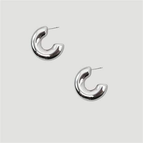 Trésor საყურე