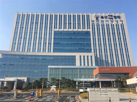 문재인 전 대통령 사저 인근서 공산주의자 방송한 60대 유튜버 유죄 파이낸셜뉴스