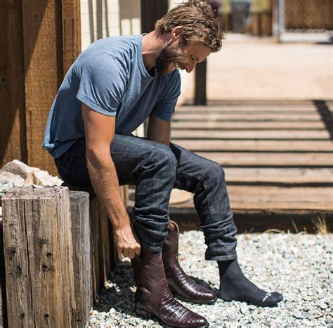 Pin By Jalie Kalima On W O O D W O R K Mens Cowboy Boots Boots