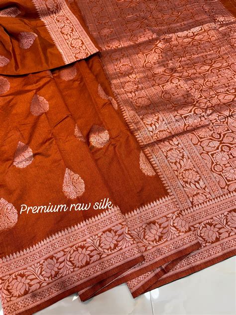 Beautiful Raw Silk Saree At Best Price In Kolkata Bong Trendz
