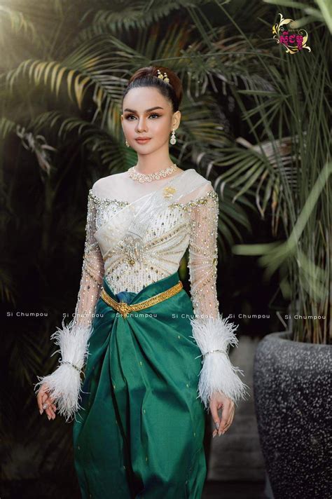 🇰🇭 Cambodia 🇰🇭 Amazing Cambodia Wedding Outfits ️ Luxury Khmer