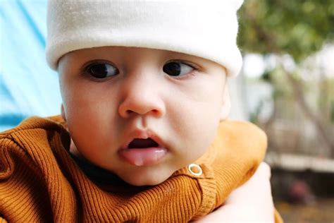 Bebeklerde Salya Akıntısı Neden Gerçekleşir Eti Cicibebe