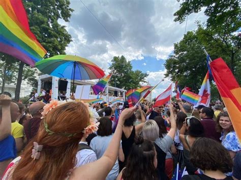 Čečeni I Bosanci Planirali Napad Napad Na Povorku Ponosa U Beču