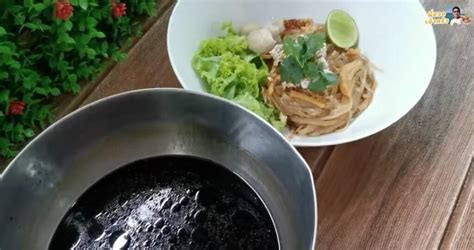 สูตรวิธีทำ น้ำซอสก๋วยเตี๋ยวแห้ง ทำเองได้ง่ายๆ สามารถเก็บไว้ได้นาน Ideapunsuk