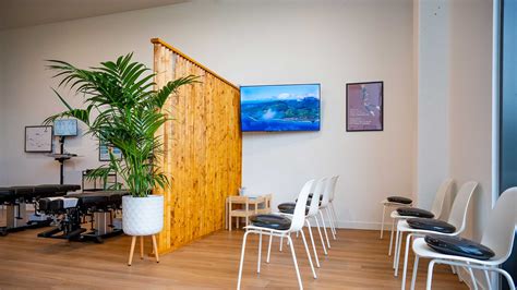 Best Spinal Decompression Therapy Restore Mobility Now