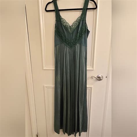 Eyefuls Intimates And Sleepwear Vintage Long Green Slip With Lace