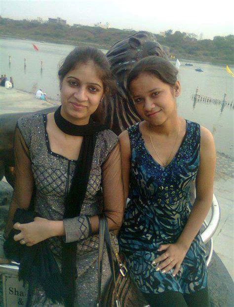 Indian Desi Hot Sexy Girls Indian Desi Girls Pic 2