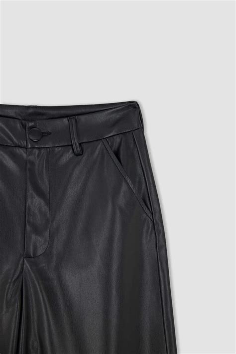 اسود نساء بنطلون جلد صناعي وايد ليج 2500987 Defacto