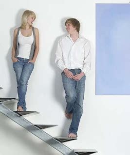 If The Toes Of A Person S Shoes Are Pointed At You Then He Or She Is Interested In You