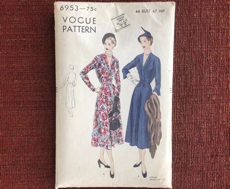 30 Designs Plus Size Dress Patterns Vogue Avistacotriona