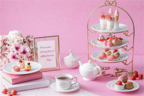 いちごシーズン到来ヴェリーヌやオペラマカロンなど計7種のプリンセススイーツに心ときめくプリンセス アフタヌーンティー