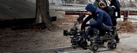 What Is A Tracking Shot And How To Do It Artlist