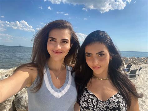 Botez Sisters Accused Of Defending Slavery In Dubai During Qanda