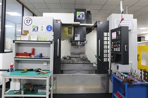 3 Axis Linear Guideway Vertical Machining Center TAIZE CNC