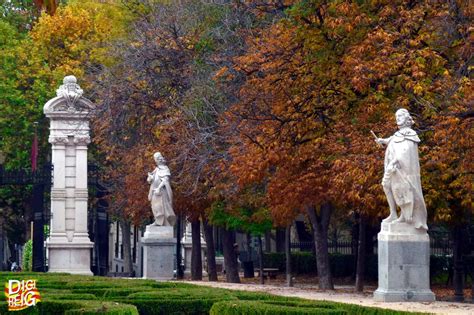 Foto Paseo De Las Estatuas Parque Del Retiro Madrid Comunidad De