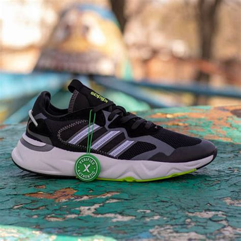 Кроссовки мужские Adidas Future Flow черные на белой подошве ...
