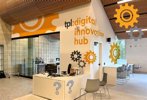Digital Innovation Hubs Toronto Public Library