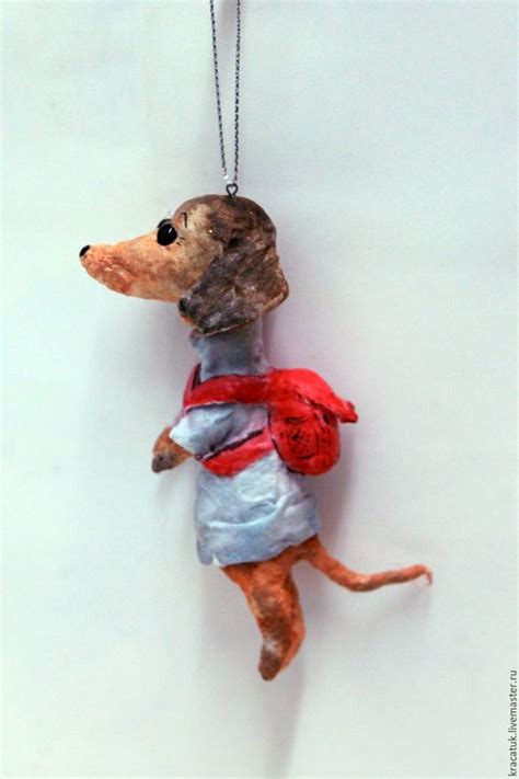 Ватная елочная игрушка Собака Такса