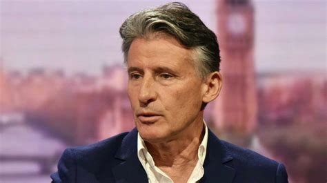 Federația Internațională De Atletism Introduce Un Test Pentru A Determina Dacă O Sportivă Este