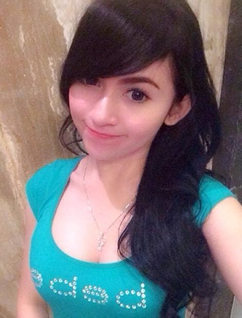 ZONA SEX Cerita Sex 2016 Mencicipi Pramugari