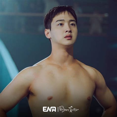 How Actor Jang Dong Yoon Gained 14 Kg For His Like Flowers In Sand Role Koreaboo