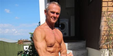 How A 65 Year Old Vegan Bodybuilder Eats Builds Muscle Business Insider