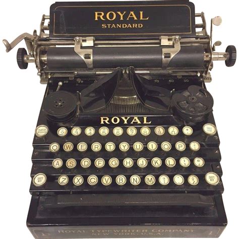 Antique Typewriter Png Photos Png Mart