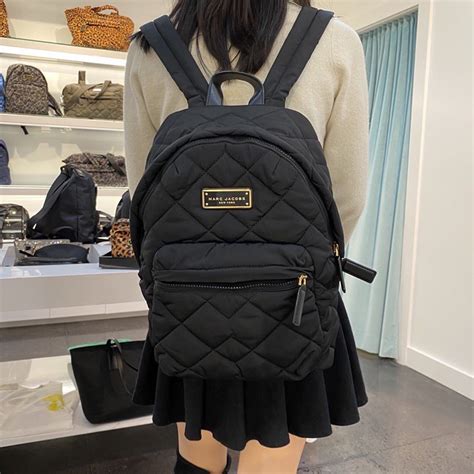 Marc Jacobs 尼龍菱格後背包的價格推薦 2021年4月 比價比個夠biggo