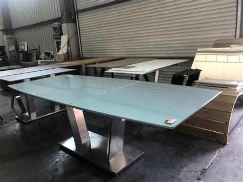 Разтегателна стъклена трапезна маса внос Германия