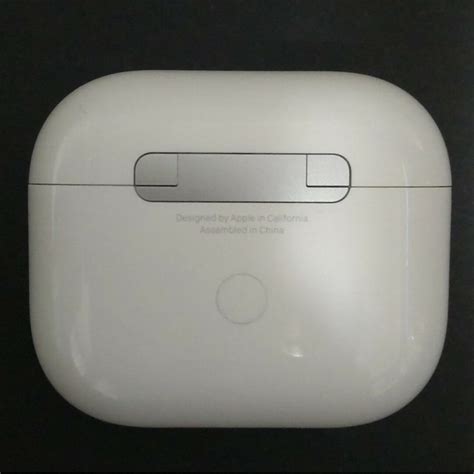 Apple Airpods 第 3 世代 Magsafe 充電ケース A2566の通販 By 販売再開しました｜アップルならラクマ