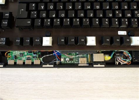 Raspberry Pi Keyboard Case Hack