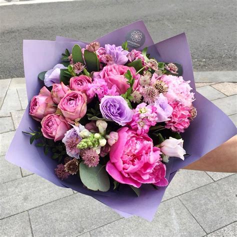 Кружовник цветочное кафе Home