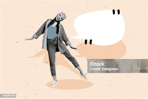 행복 한 소녀 댄스 착용 캐주얼 천 텍스트 상자 연설 통신 독백의 복합 사진 콜라주 페인트 배경에 고립 Monologue에 대한