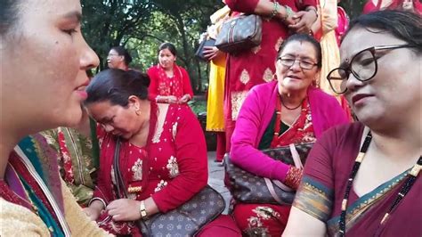 आदर्णिय दाइ प्रेम घिसिङ र सितल बिच धेरै बर्ष पछि पशुपतिमा भेट हुदा भयो