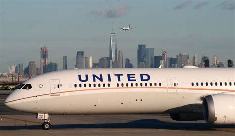 United Pilots To Get Priority Over Upgrades For First Class Seats