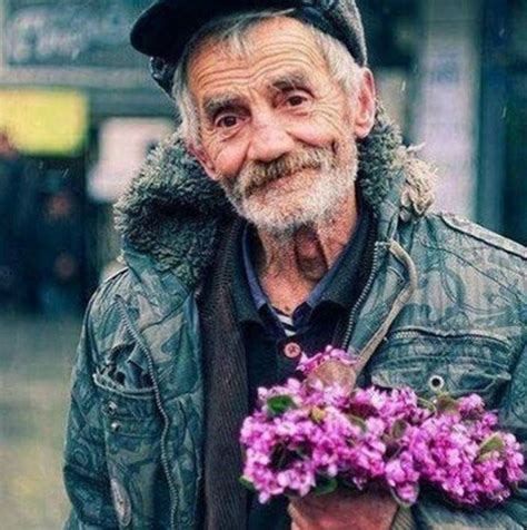 عجوز عشريني