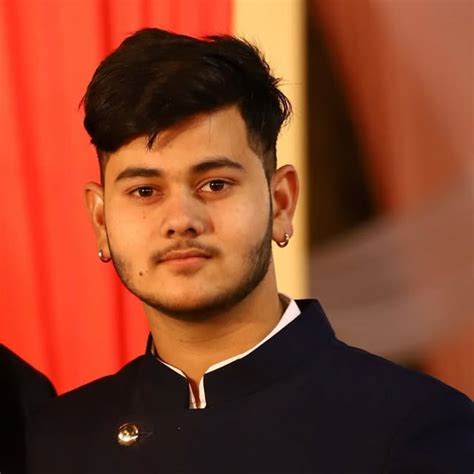 Devraj Singh Raghuwanshi Gajaar Dev Raghuwanshi • Threads Say More