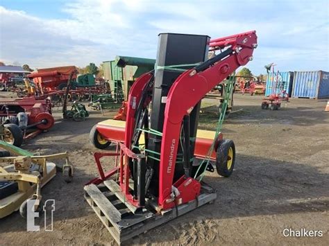 Mahindra Loader W Brackets Bucket New 431 Online Auctions