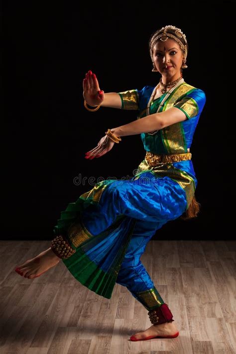 Beautiful Girl Dancer Of Indian Classical Dance Bharatanatyam Stock