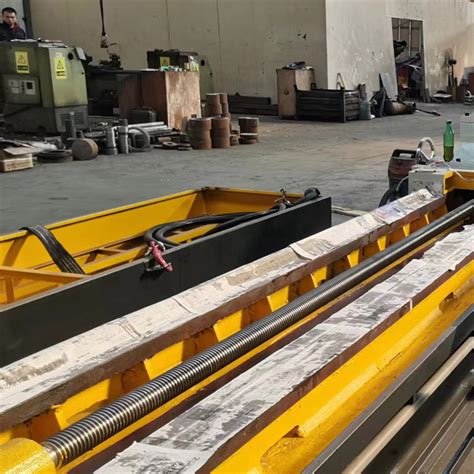 วิธีการใช้งานเครื่องเจาะกระบอก Cnc อย่างถูกต้อง Dezhou Xinhongji Cnc