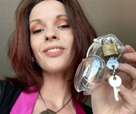 Savannah Sly Nudes Sex Chat And Phone Sex On Sextpanther