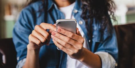 hackers exploit apple security flaw and gain control of devices