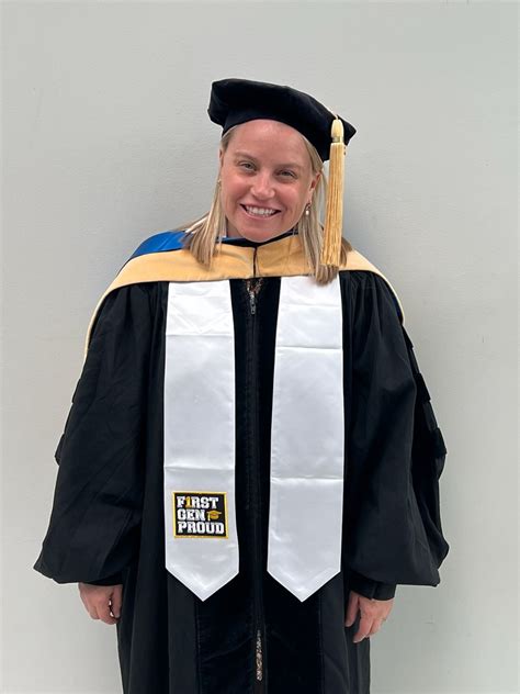 Drmeaganmitchell Dsw Firstgengraduate Socialwork Graduation